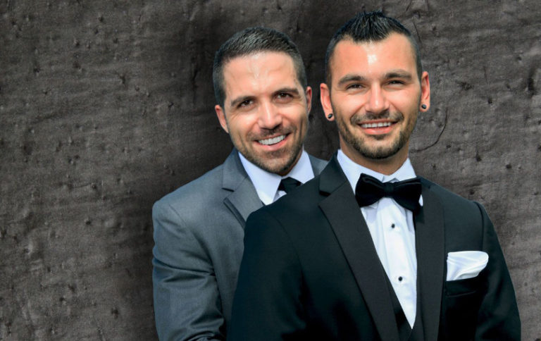 Top 10 Best Gay Dating Sites for Date & Hookup In 2025 – TDC